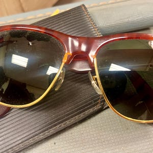 Vintage 80s RAY BAN WAYFARERS Sunglasses by Bausch and Lomb Excellent ...