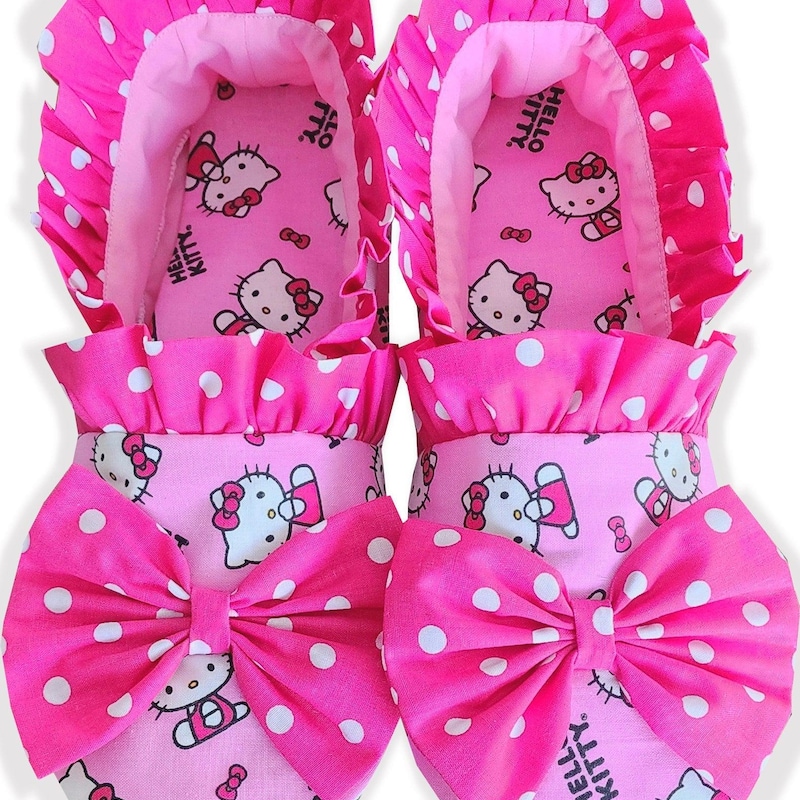 Hello Kitty's Slippers - Etsy