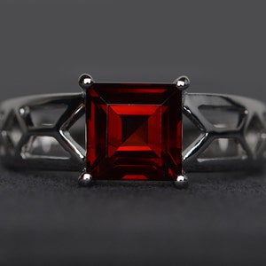 Natural Garnet Ring Square Cut Garnet Engagement Ring Silver Solitaire ...