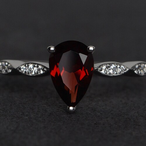 Garnet Ring Engagement Rings Garnet Promise Ring Silver Pear - Etsy Canada