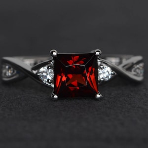 Princess Cut Garnet Engagement Ring Red Gemstone Ring January - Etsy