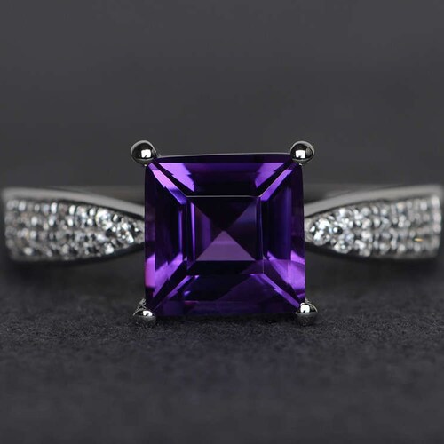 Princess-cut Amethyst Ring. Faceted Square Genuine Gemstone - Etsy