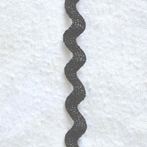 3 Metres Wavy Metallic Ric Rac Ricrac Zigzag Trim Braid 7 Mm 9mm Black ...