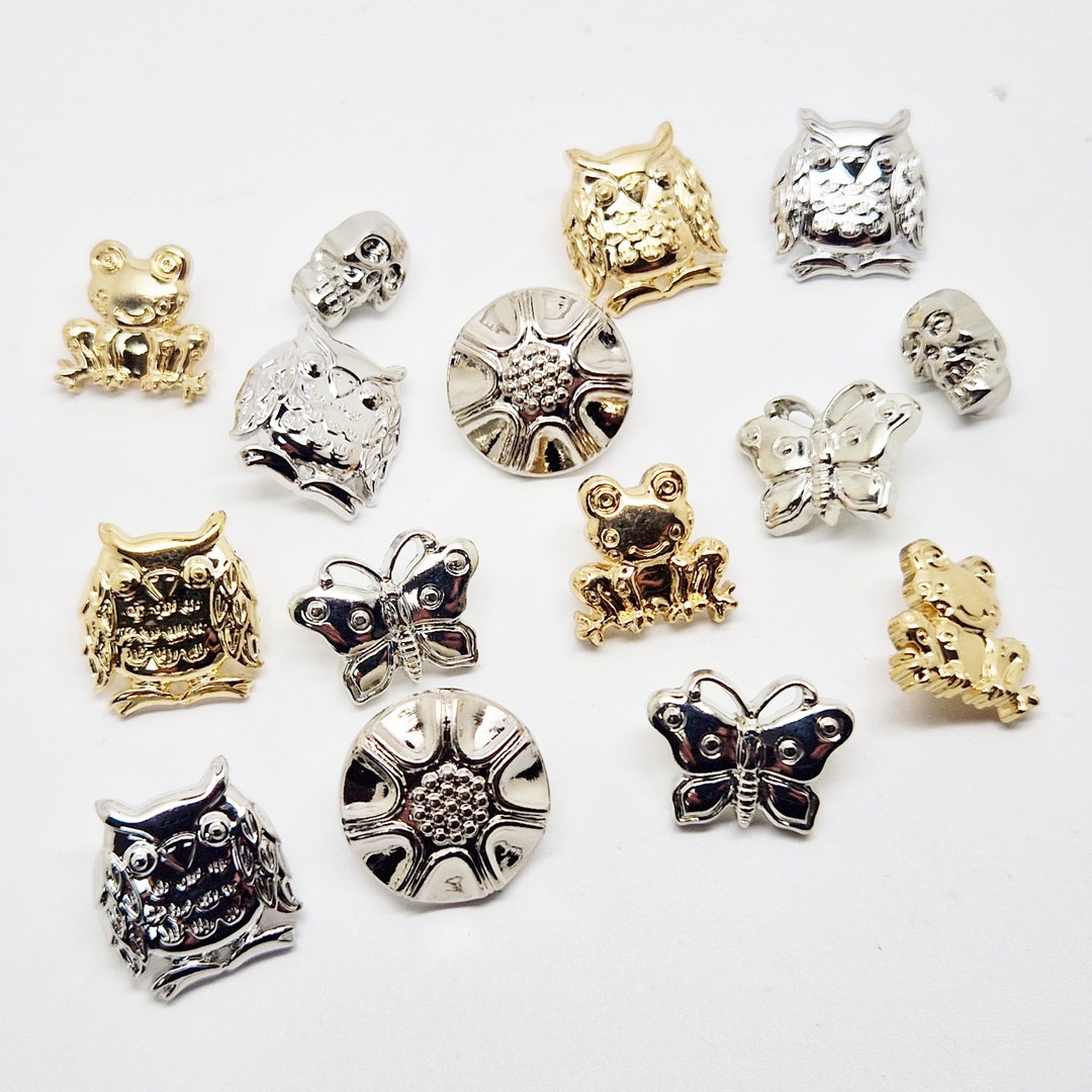 Silver Gold Plastic Shank Button 18mm 5 Novelty Buttons Set of 5 ...