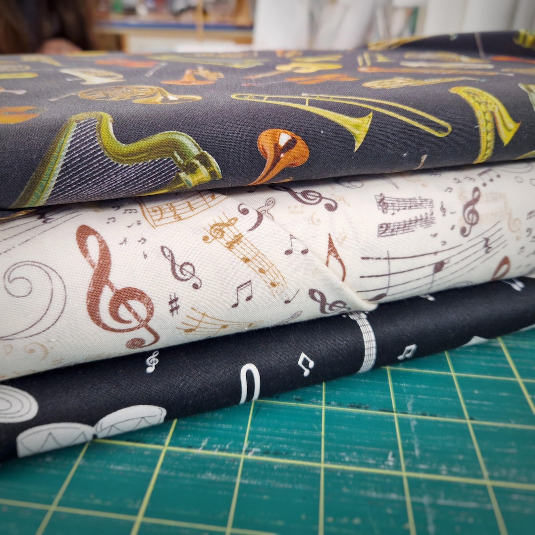 Music Fabric Cotton Fat Quarters - Musical Notes Orchestra Band ...