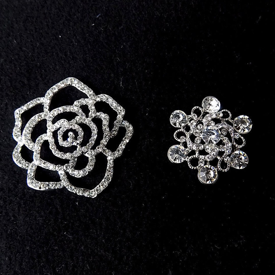Bliss Large Crystal Diamante Silver Flower Feature Shank Buttons - Etsy UK