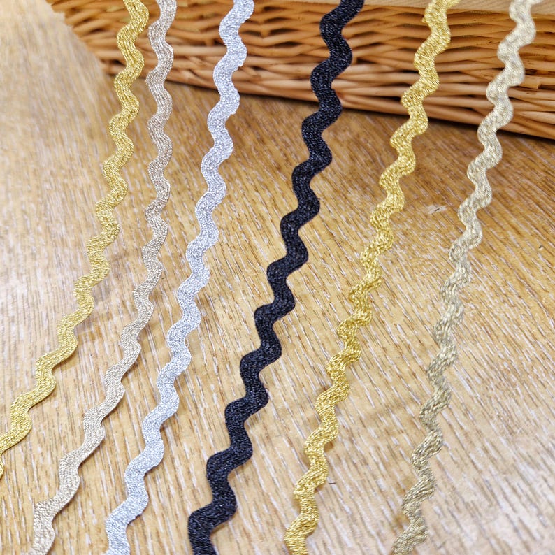 3 Metres Wavy Metallic Ric Rac Ricrac Zigzag Trim Braid 7 Mm 9mm Black ...
