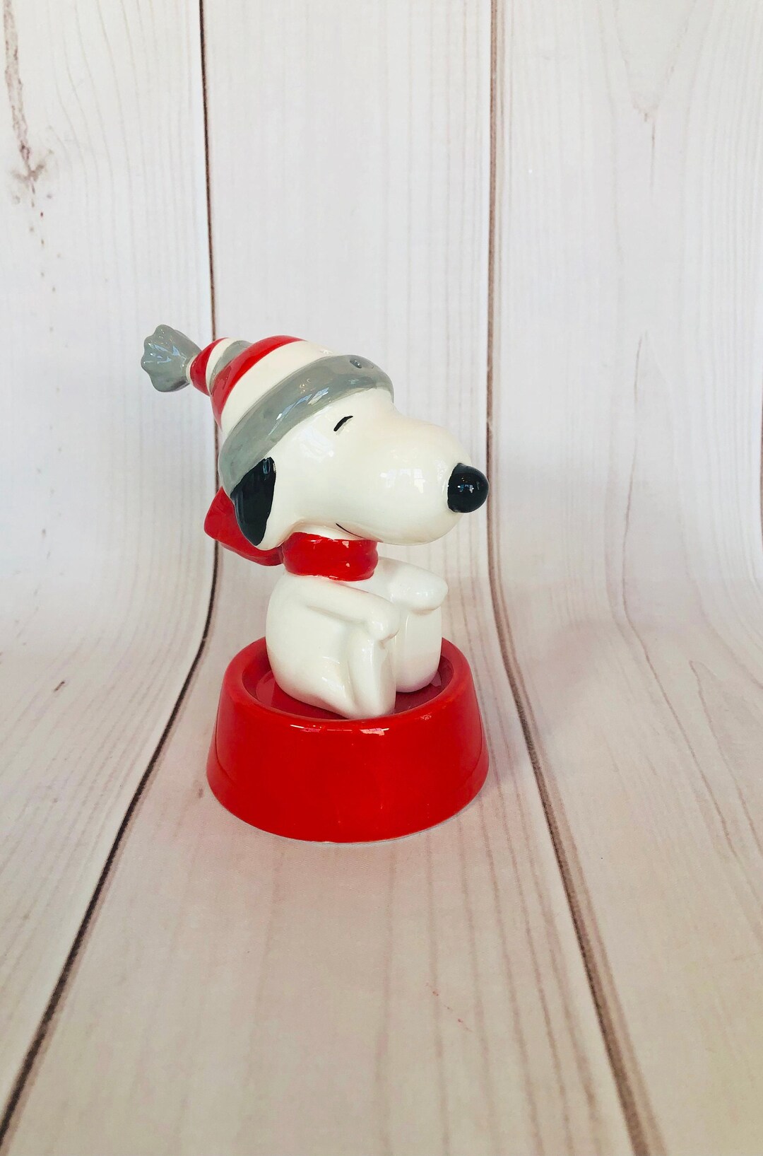 Peanuts Snoopy Sledding Dog Dish Bowl Salt & Pepper Shakers - Etsy