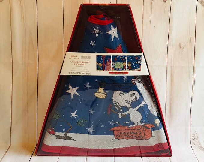 Hallmark Peanuts A Charlie Brown Christmas Tree Skirt With Power Cord ...