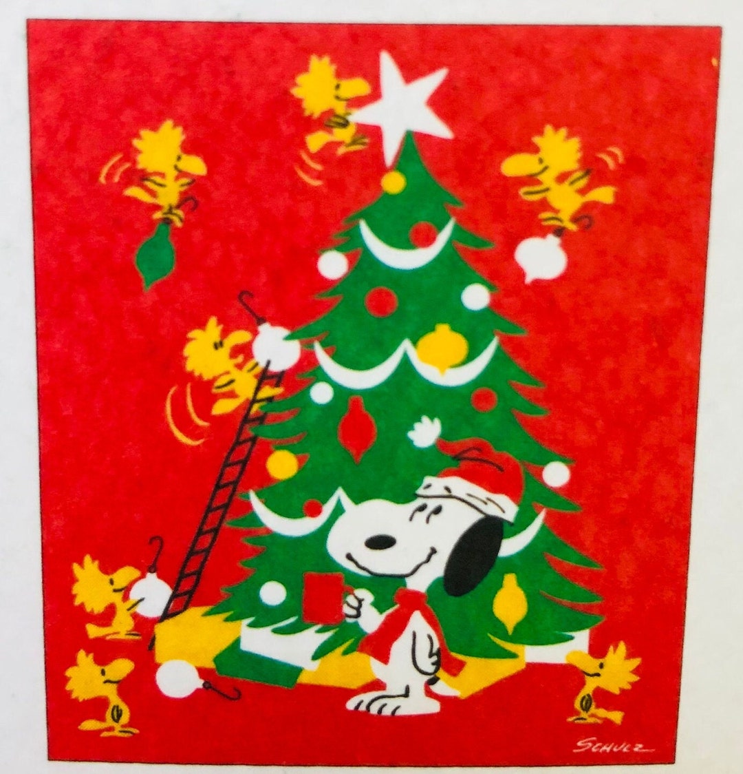 Peanuts Snoopy and Woodstock Decorating the Tree Throw Blanket - Etsy