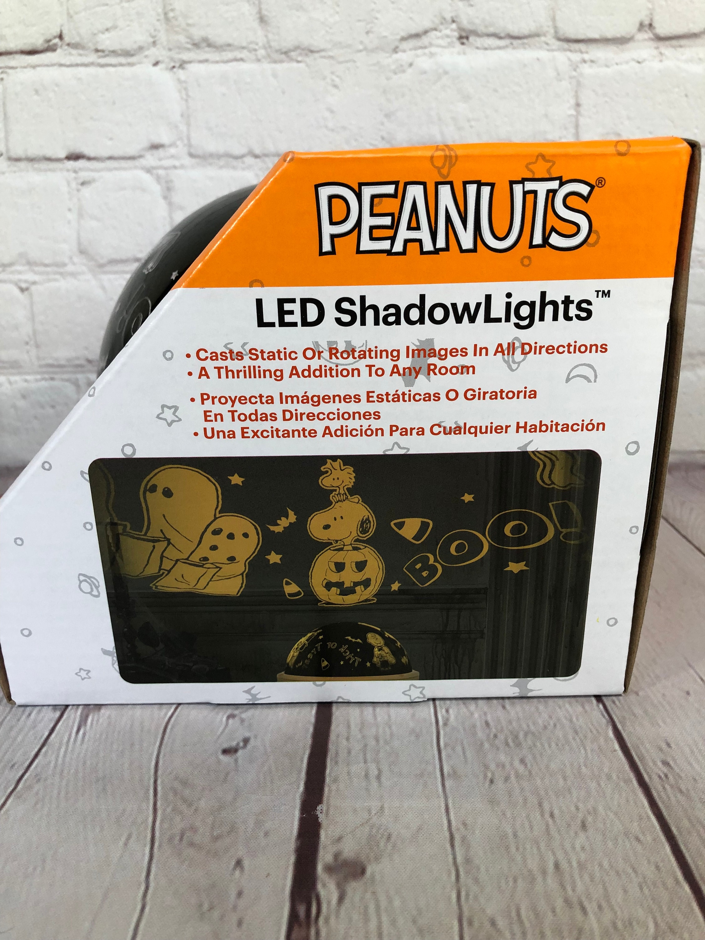 Peanuts Snoopy and Gang LED Shadow Light Show With Lights & Motion - Etsy