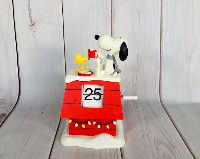 Hallmark Peanuts Snoopy Woodstock Doghouse Christmas Countdown Calendar ...