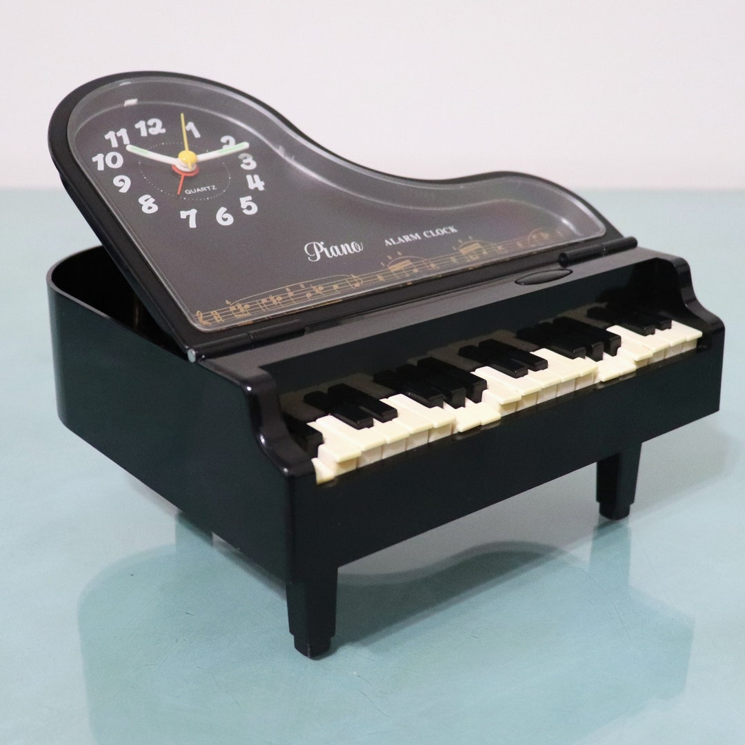 PIANO Vintage Alarm Top Clock Mantel MUSICAL 1980s Animated Sound ...