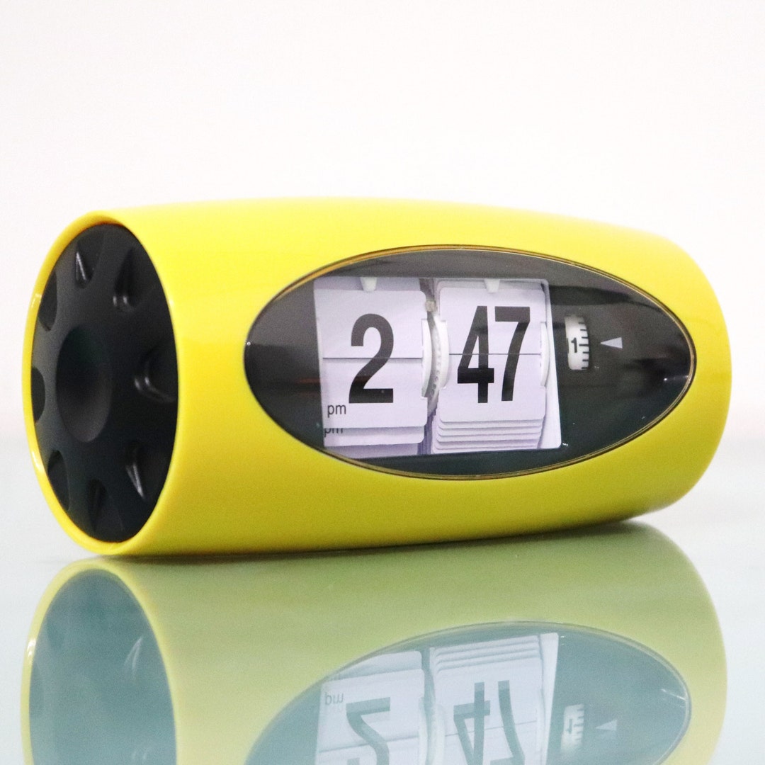 FLIPCLOCK FLIP Top Mantel ALARM Clock Yellow Vintage Quartz Retro Space ...