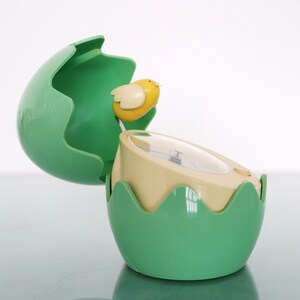 RHYTHM MOTION Bird Egg Alarm Clock Mantel ANIMATED Singing Very Rare ...