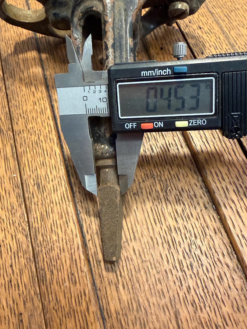 Carpenter's Tenon and Dowel-shaping Piece, Adjustable Hollow Auger ...
