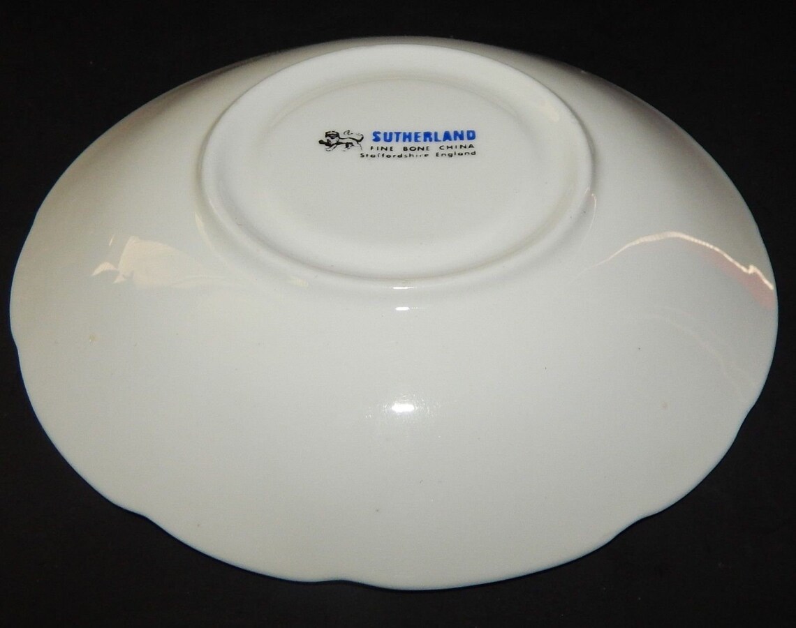 Sutherland Fine Bone China White Roses Tea Cup and Saucer - Etsy