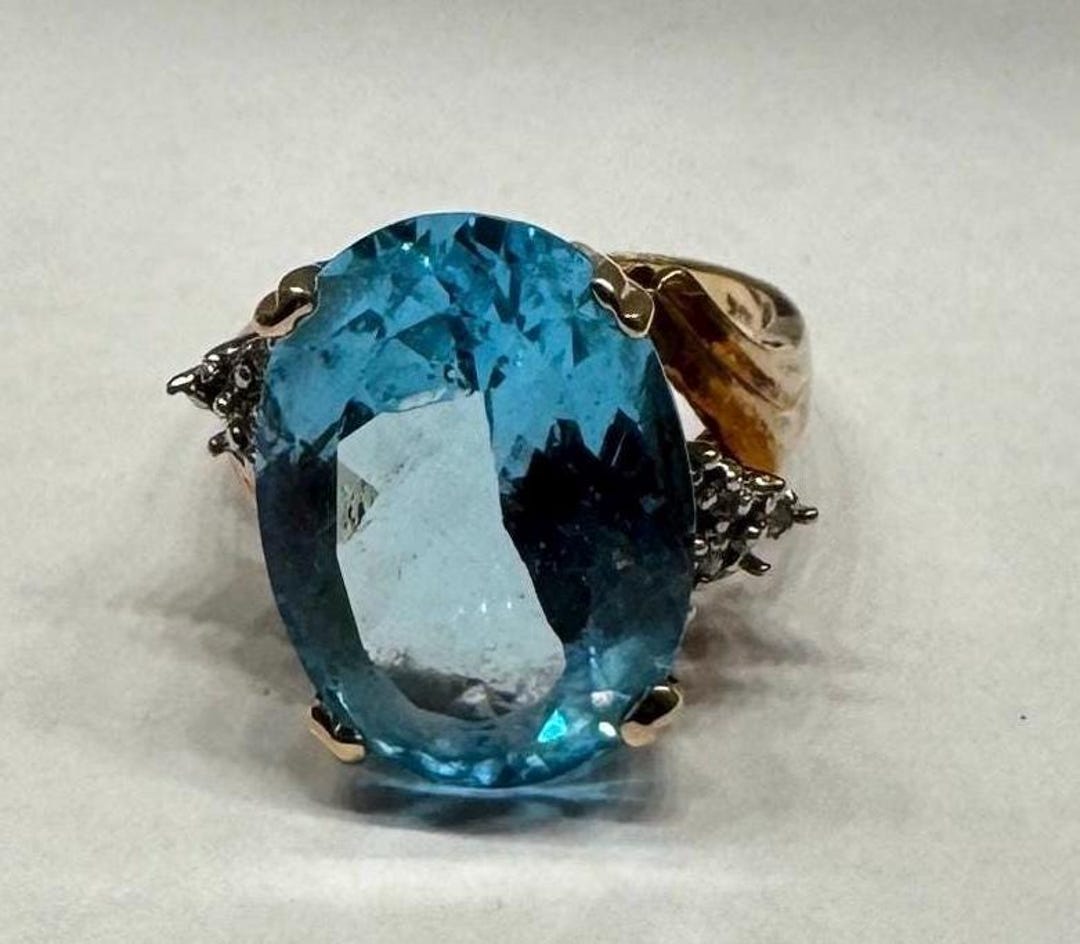10K Yellow Gold 18x13mm Oval Cushion Cut Swiss Blue Topaz Stone Ring ...