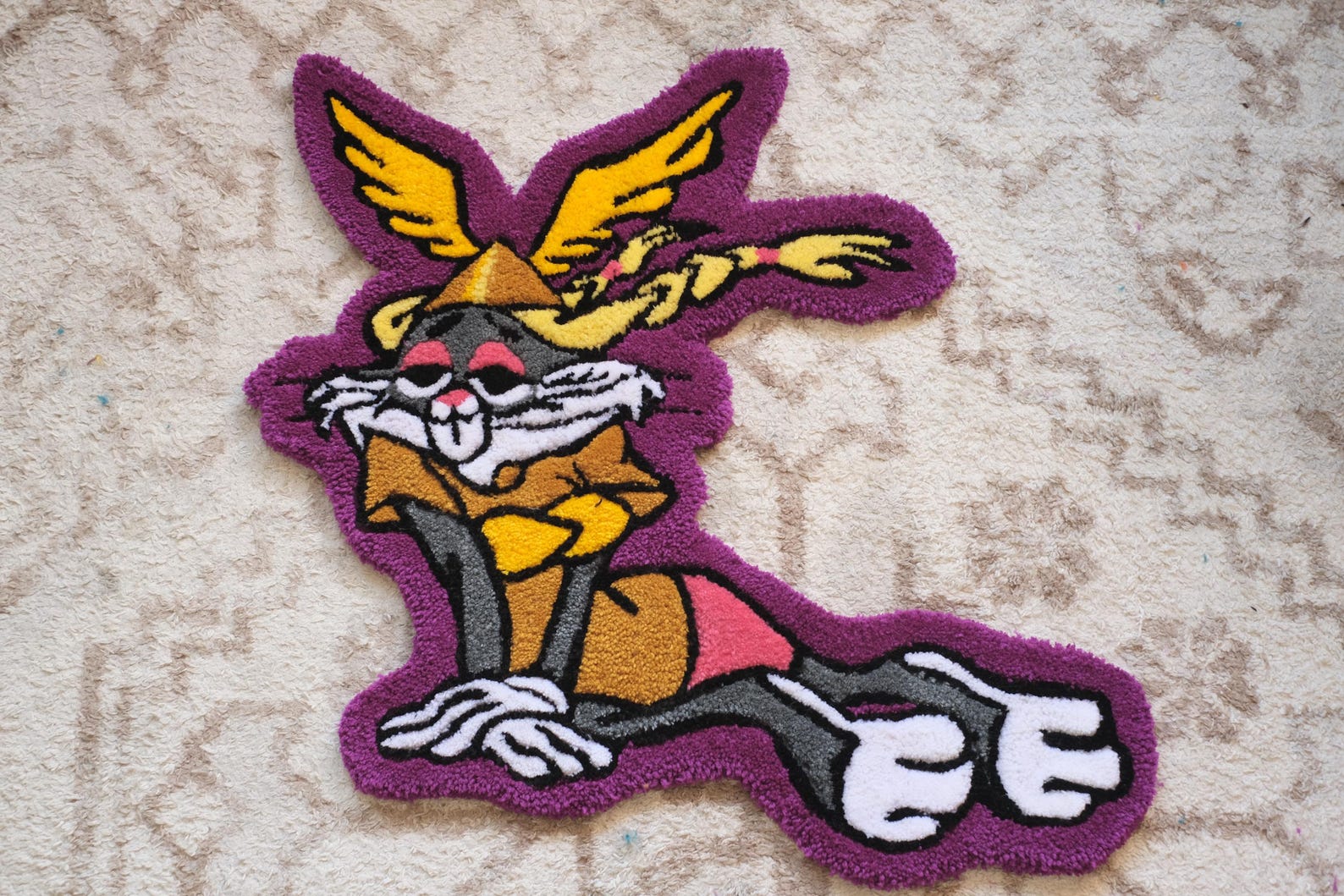 Love Bugs Tufted Rug | Tufted Art | Bugs Bunny Decor | Vintage Drag ...