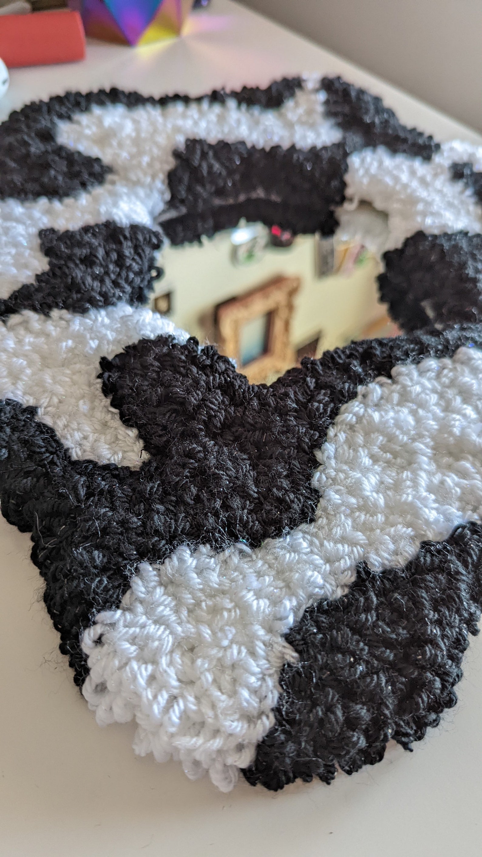 Black and White Wavy Mirror | Sparkle Vision Blob Mirror | Glitter ...