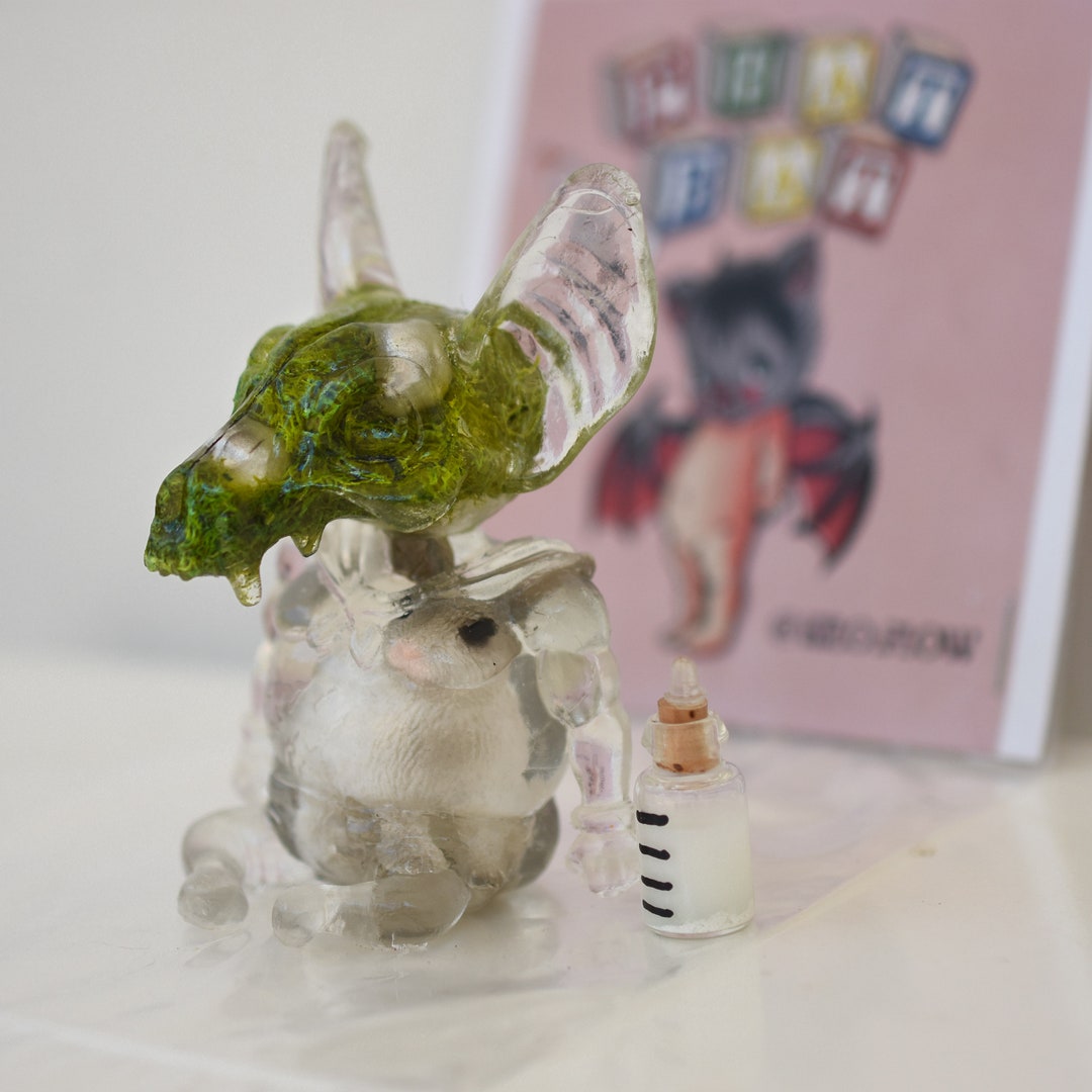 Phat Bat Art Toy - Rabbit Belly Moss and Pearl Double Cast - Resin ...