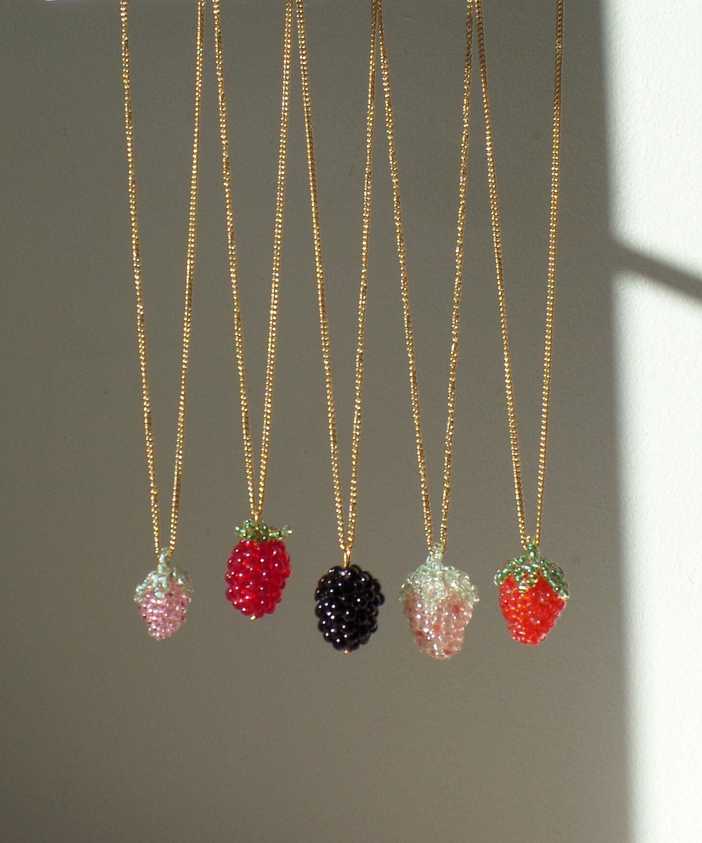 Berry Necklace - Handwoven Glass Beads on 18" 14K Gold-fill Chain - Etsy