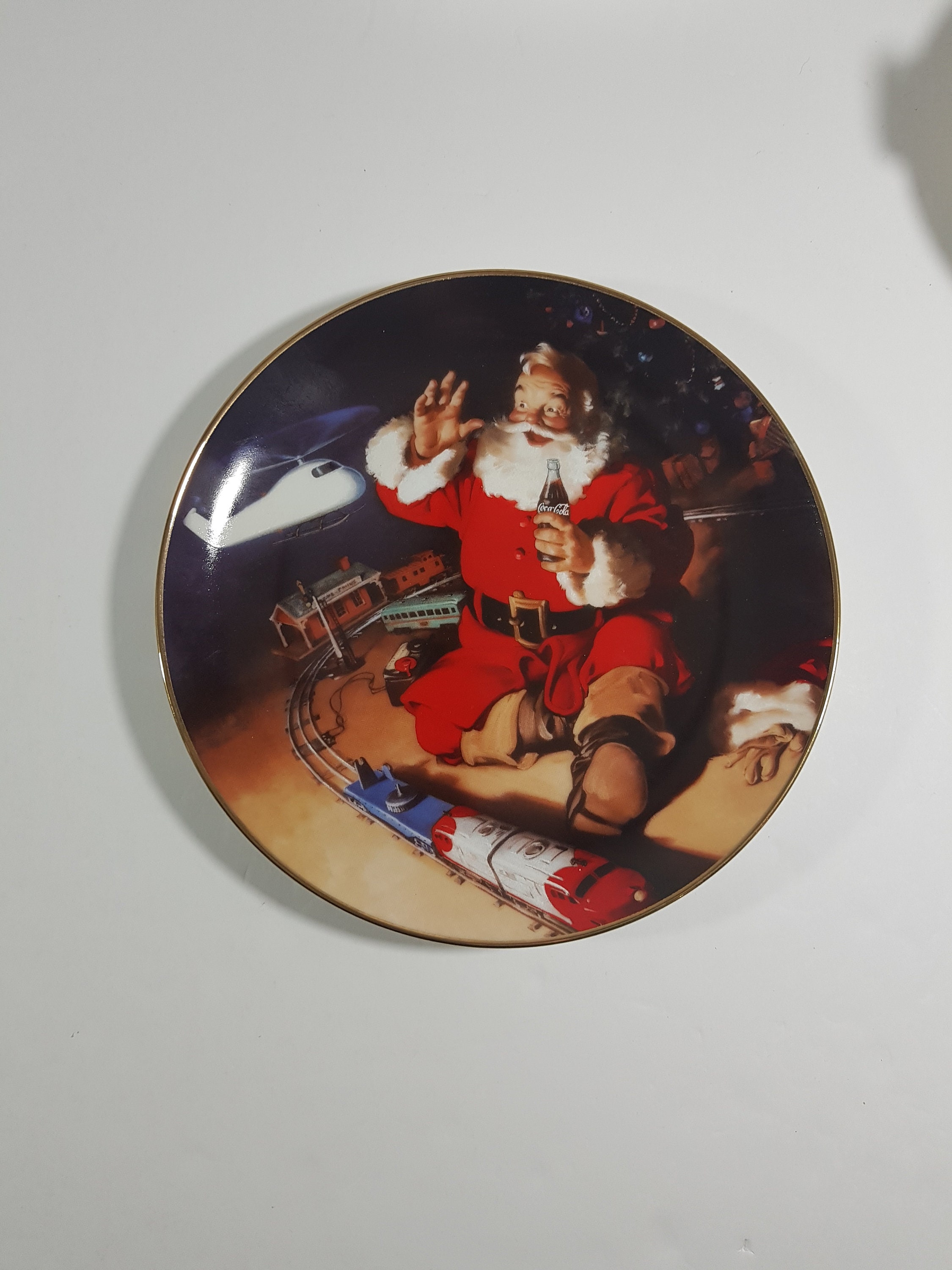 Coca Cola A Coke and A Smile Limited Edition Collector Plate - Etsy