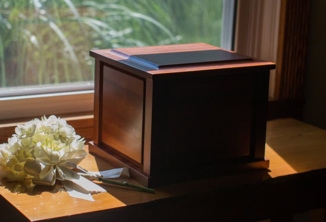 Sepele Mahogany Companion Urn | Couples Urn | Divided Urn ...