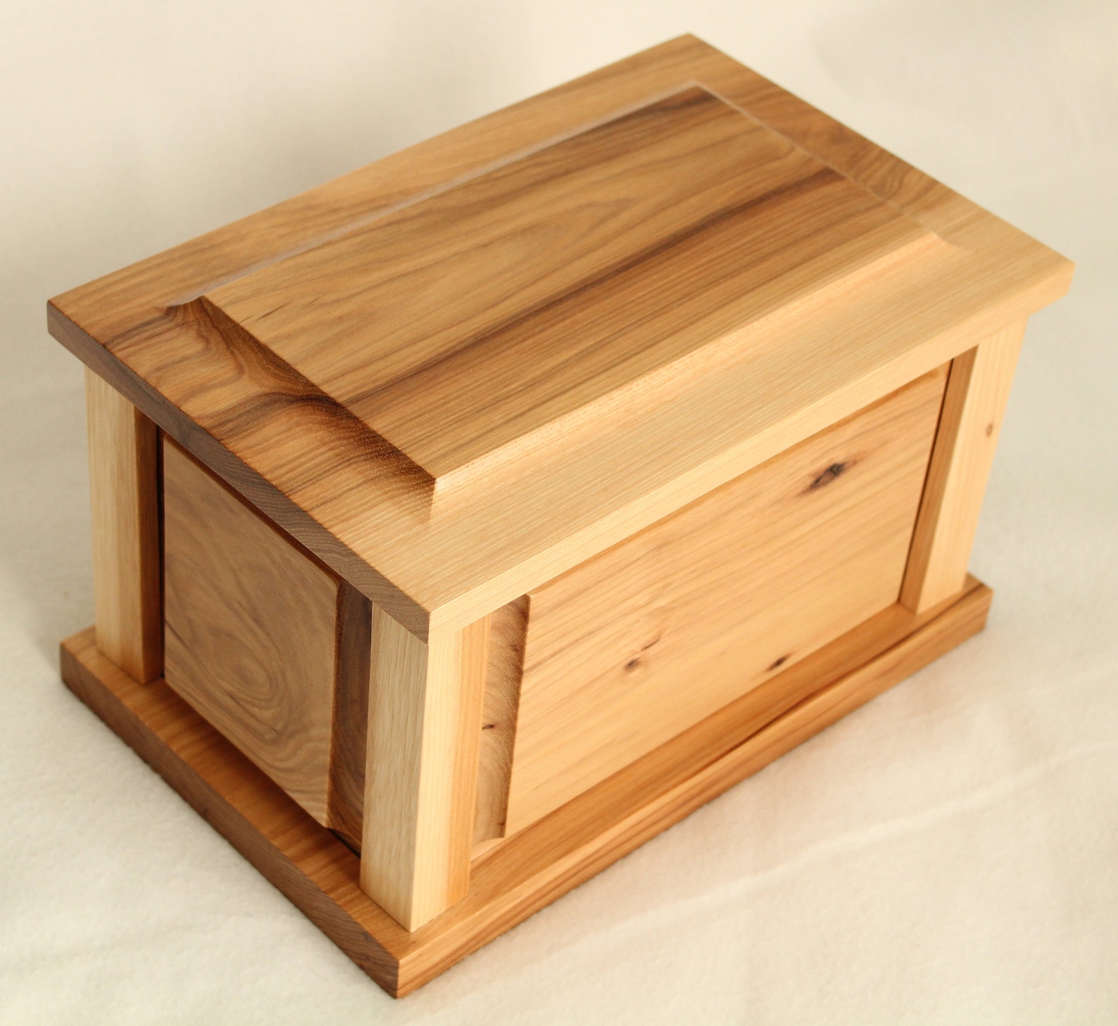 Rustic Hickory Wood Urn Wood Urn Cremation Urn | Etsy