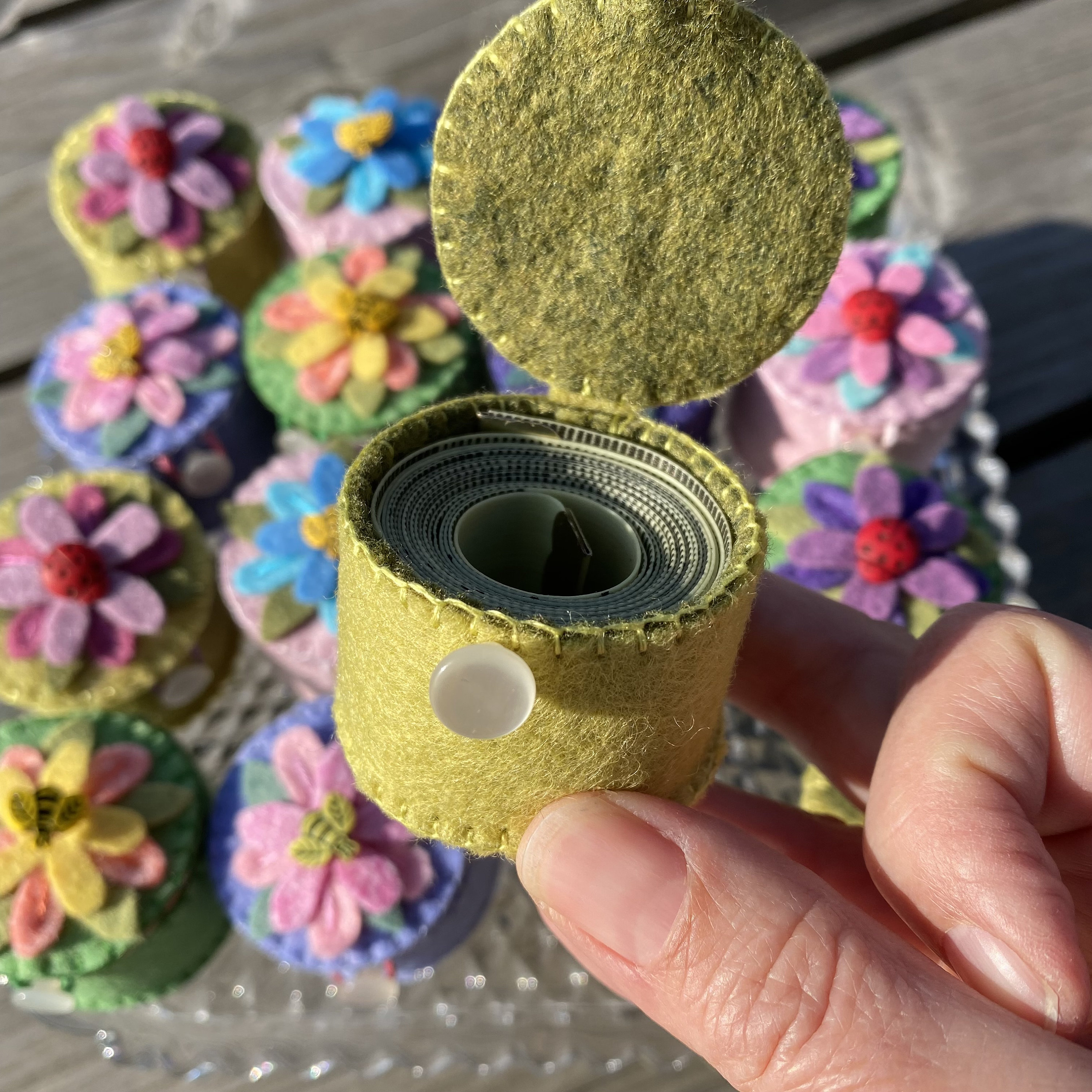 Hand Stitched Felt Tape Measure Holder, Bee or Ladybug Motif - Etsy