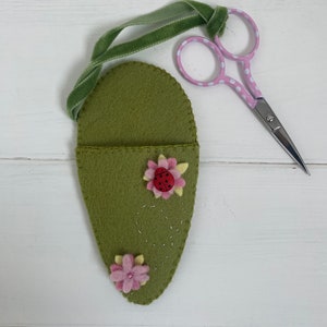 Mossy Green Felt Scissor Case With Matching Embroidery Scissors ...