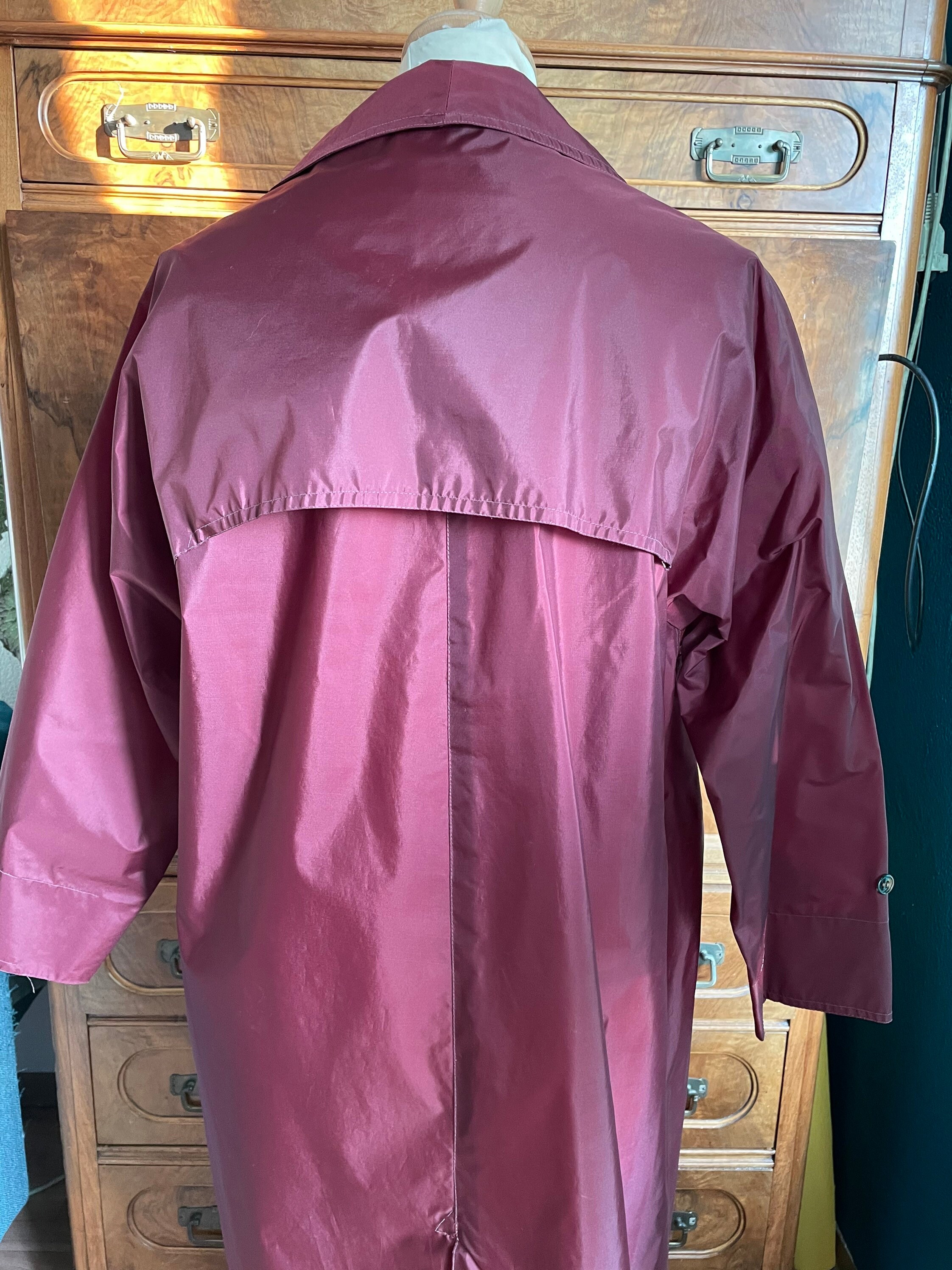 Rare 1950s Italian Vintage Raincoat in Bordeaux by High Class Rifor - Etsy