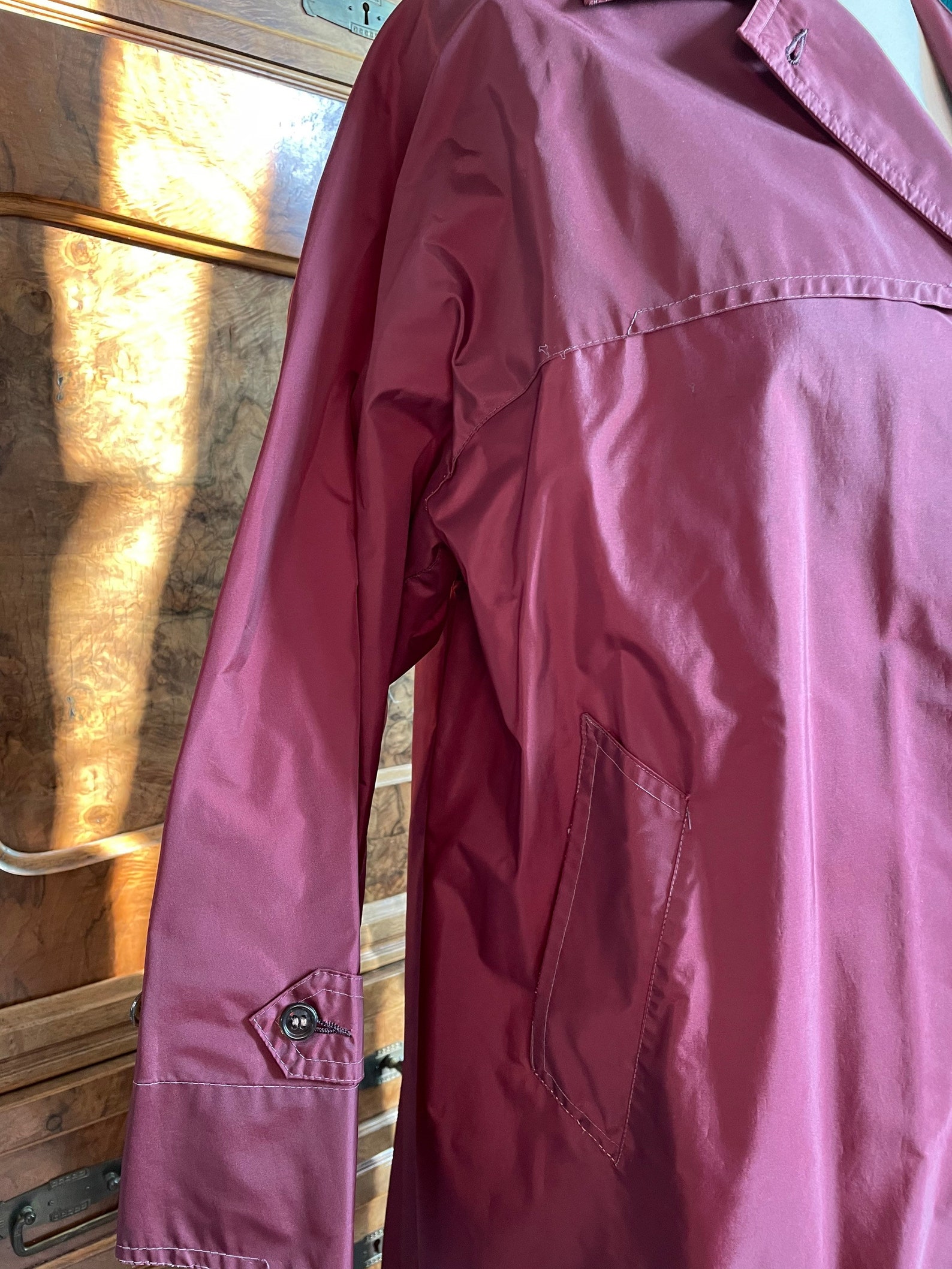 Rare 1950s Italian Vintage Raincoat in Bordeaux by High Class Rifor - Etsy