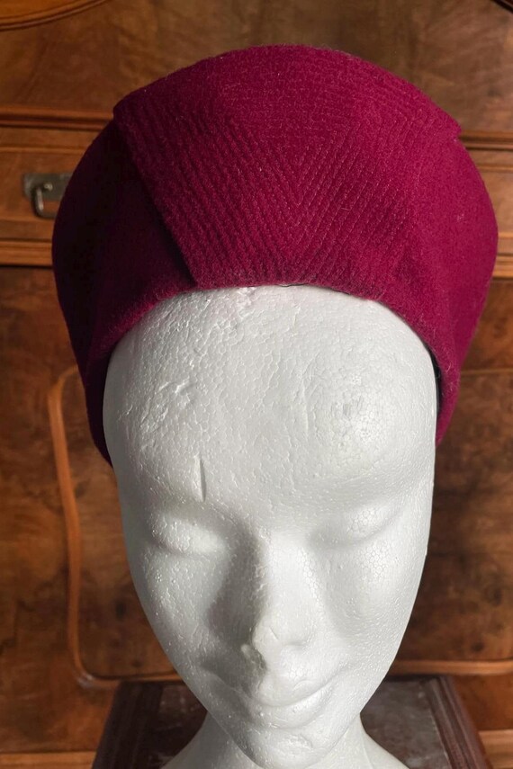 Rare Original 1940s halo hat Art Deco bordeaux - Gem