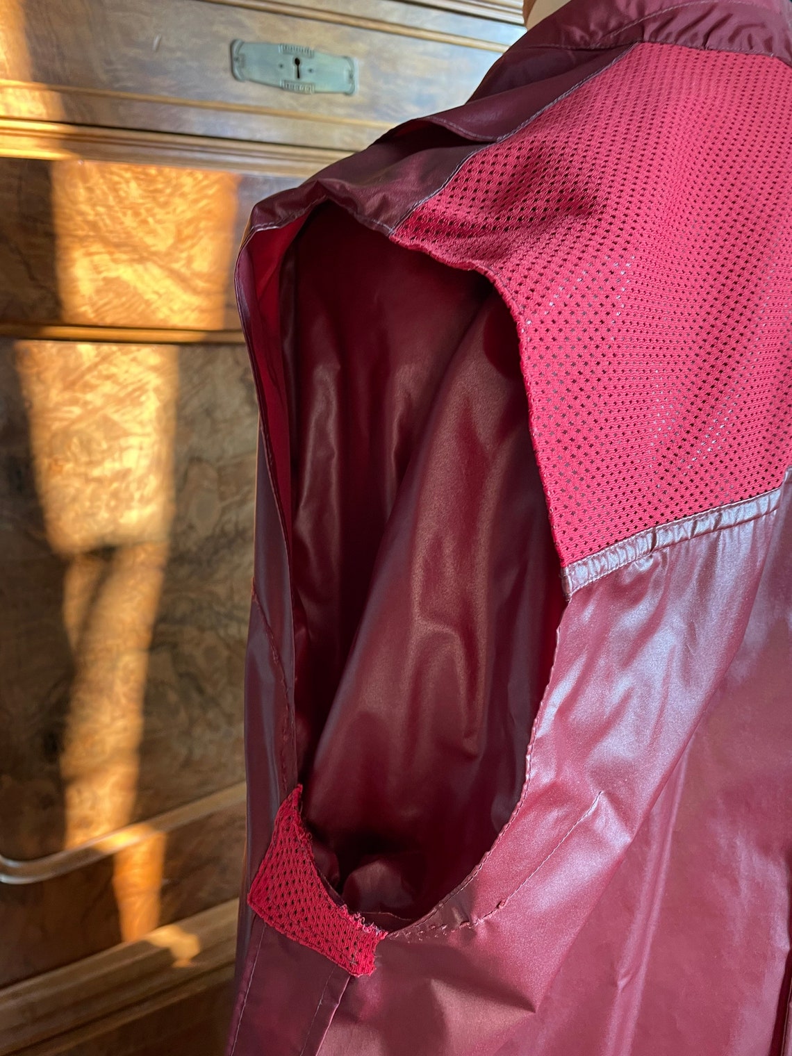 Rare 1950s Italian Vintage Raincoat in Bordeaux by High Class Rifor - Etsy