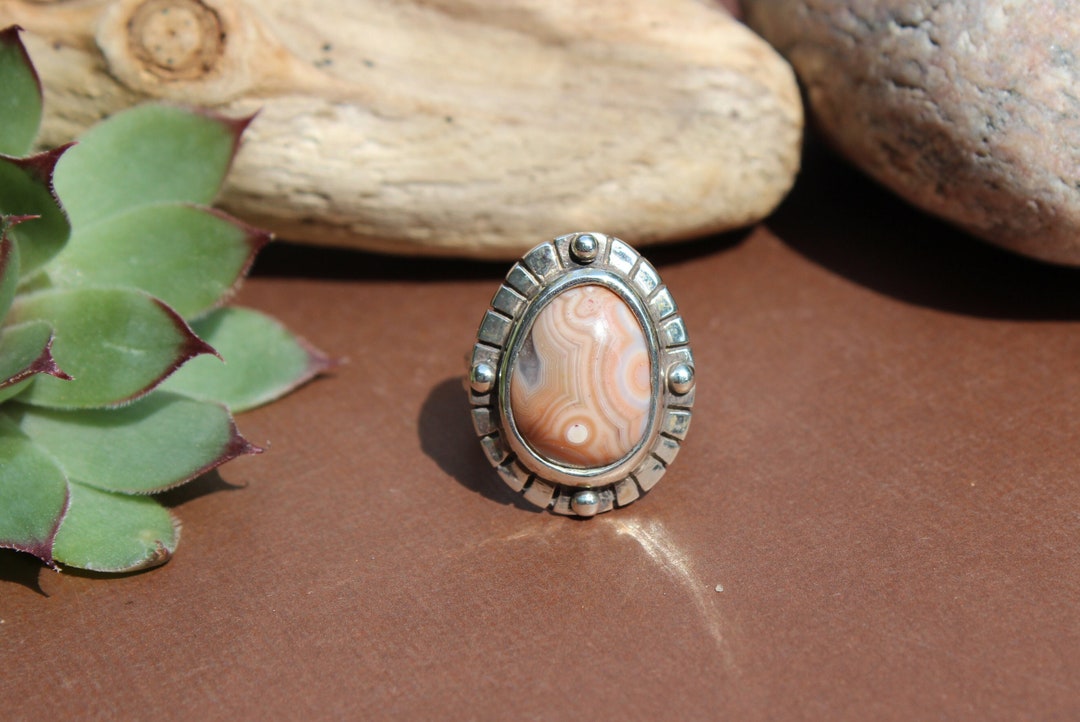 5-7 Salmon Color Banded Lake Superior Agate Ring Set in .950 Sterling ...