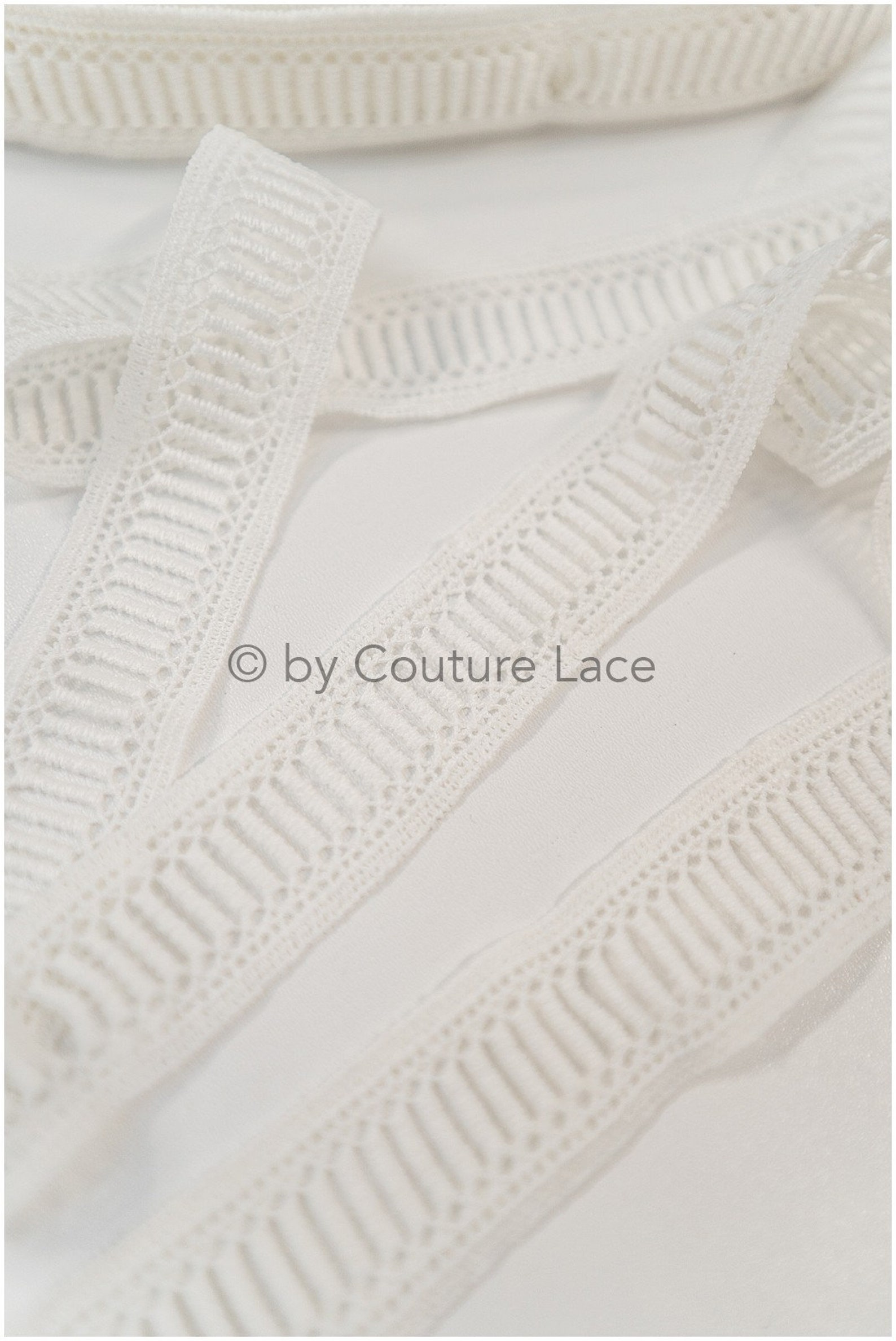 T20-117 // 4yds Crochet Lace Trim for Boho Bridal Dresses, Circle Lace ...