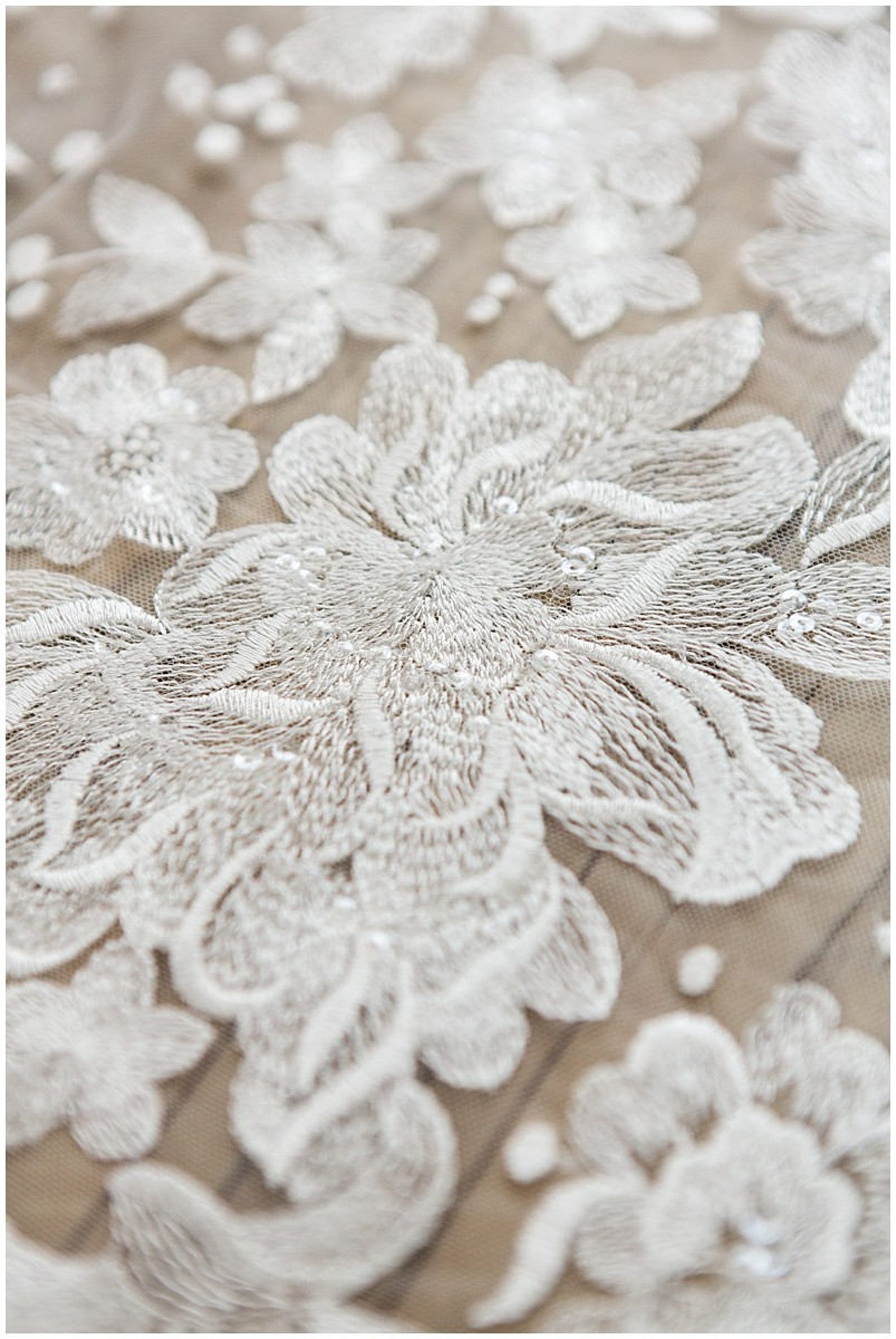 L17-084 //romantic Bridal Lace Fabric With Flower Design, Sequin ...