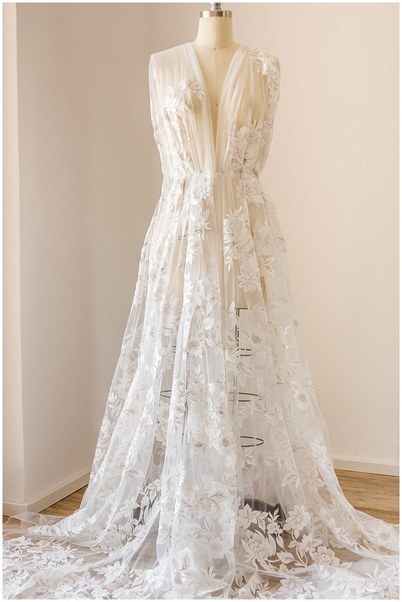 L17-138 // Romantic Floral Lace Fabric, Flower Bridal Lace, Embroidered ...
