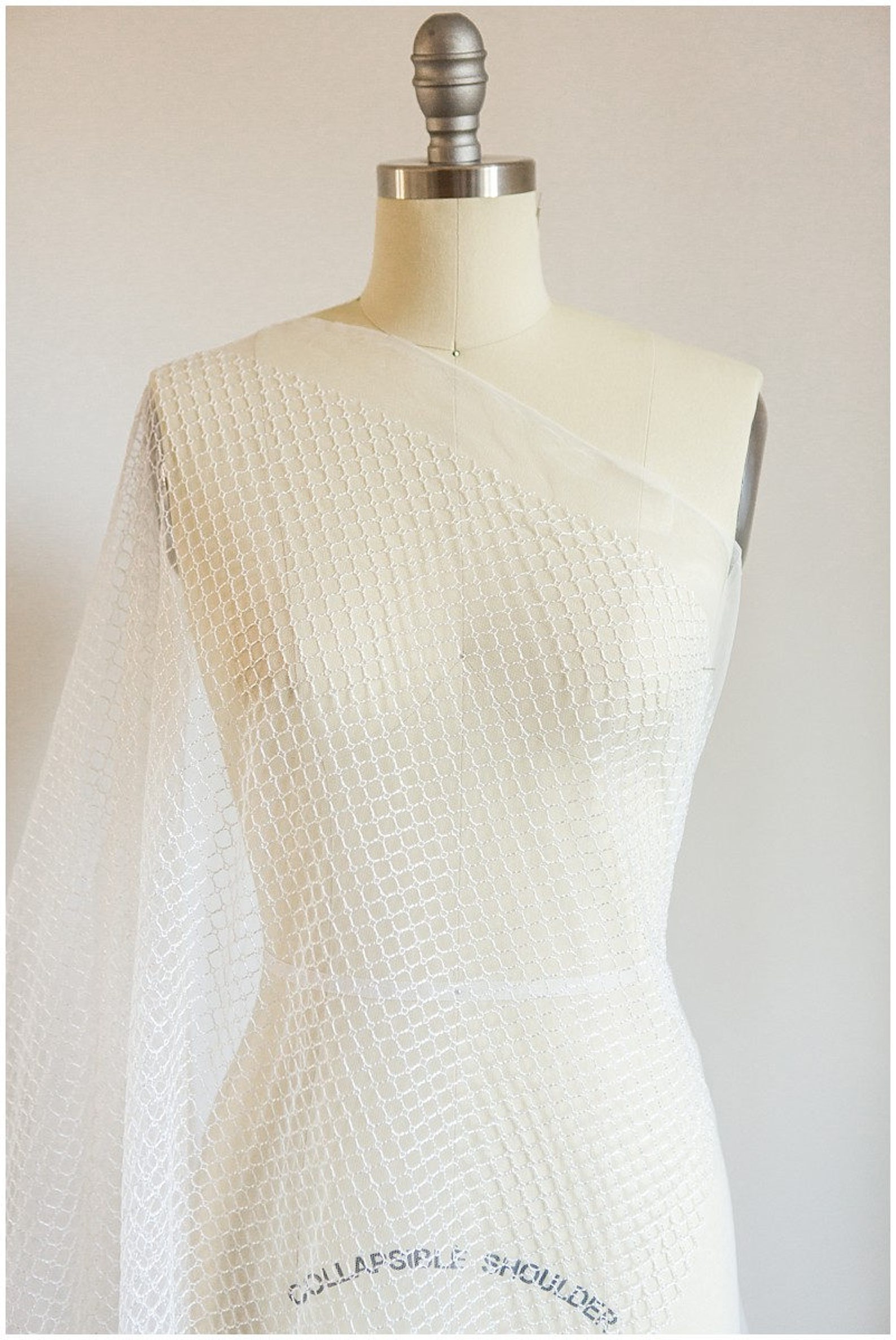 L17-065 // SOFT NET Lace- to Combine for Bridal Dresses, Net Pattern ...