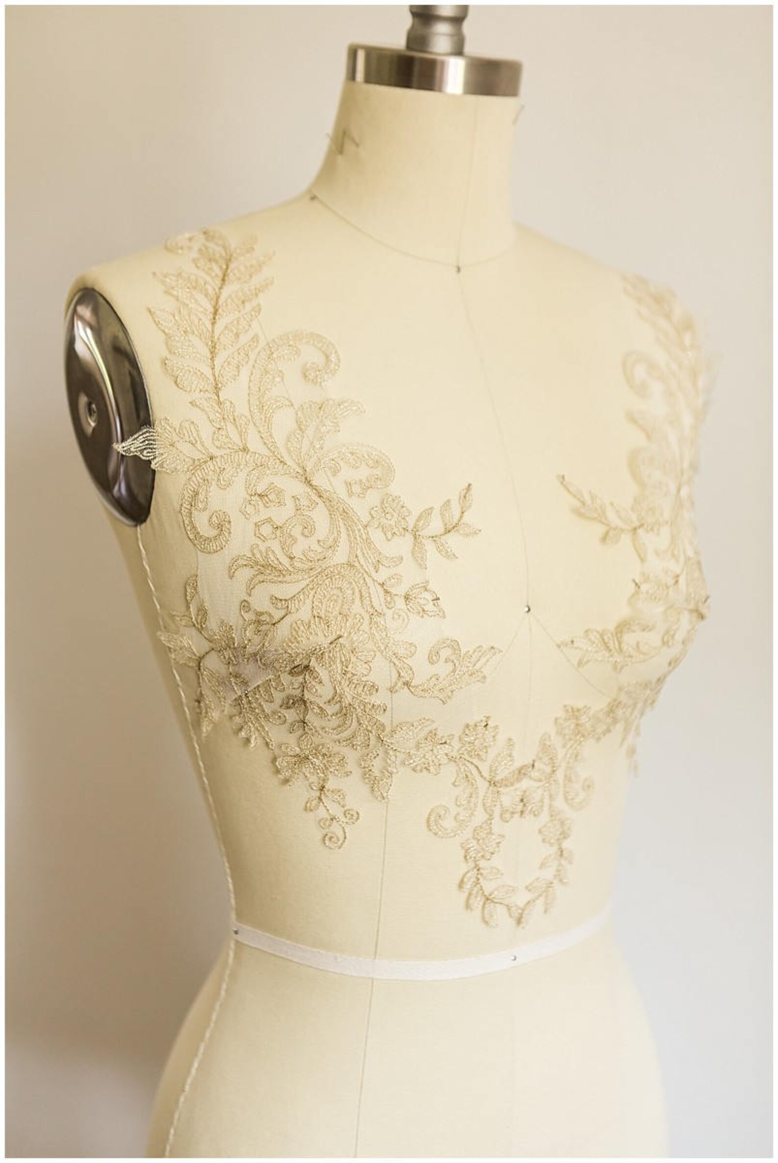A17-070 // FILIGREE GOLD Lace Flower Appliqué Lace Flower - Etsy