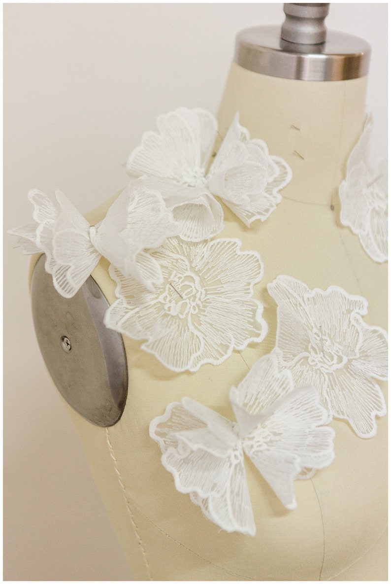 A17-157 // 10pc. Lace Flower Patch Sew on 3D Flower 3D - Etsy