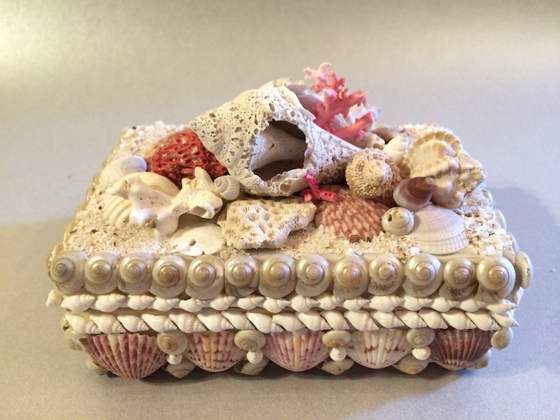 Handmade Seashell Box Encrusted Treasue Box Beach Decor Ocean Theme ...