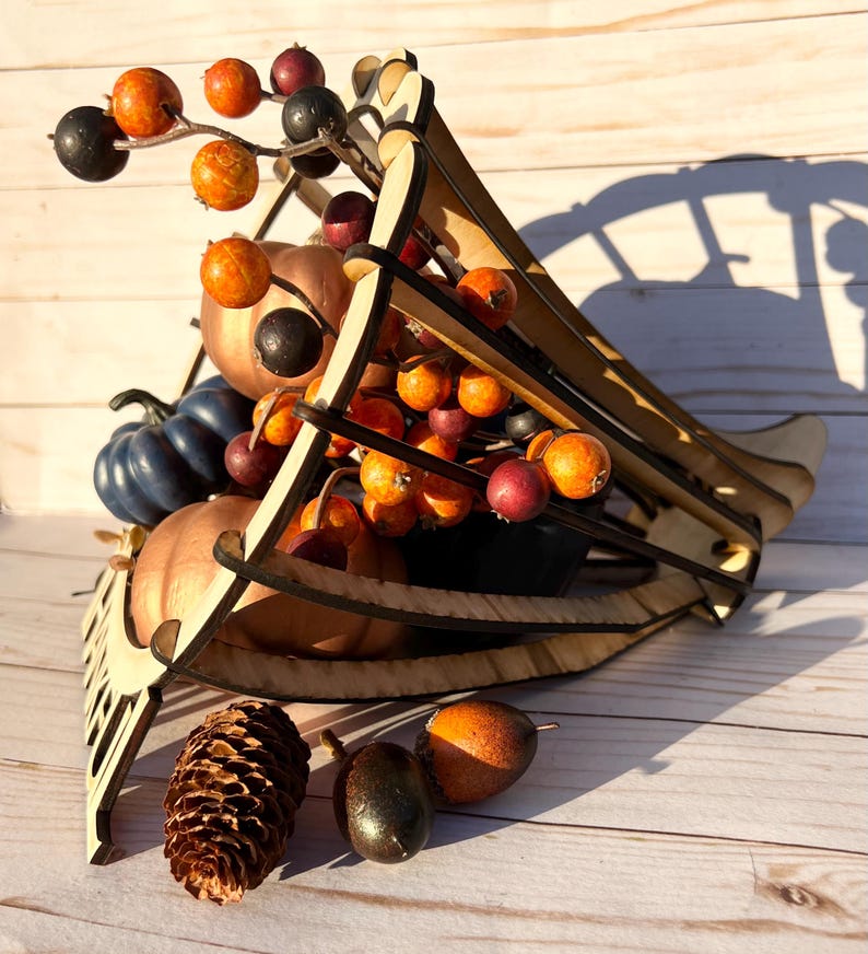 Thanksgiving Cornucopia Décor, Thanksgiving Décor, Thanksgiving ...