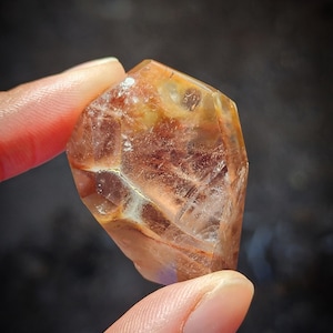 Angel Phantom Quartz Bubble- Amphibole Quartz- Hematite, Limonite ...