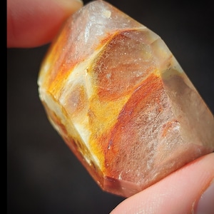 Angel Phantom Quartz Bubble- Amphibole Quartz- Hematite, Limonite ...