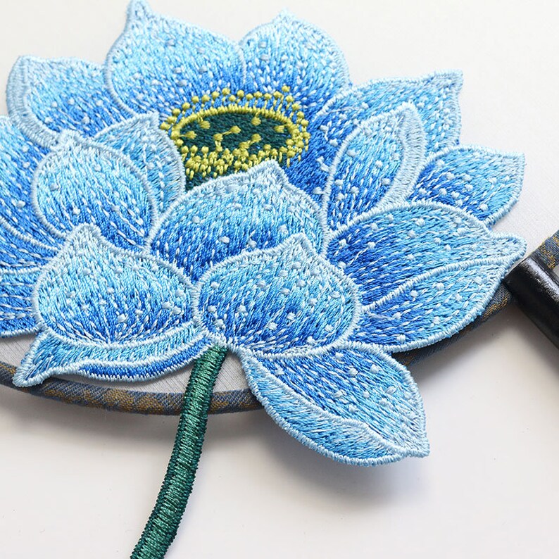 12.5x13cm Lotus Flower Lace Embroidery Applique Flower Sew on Clothing ...