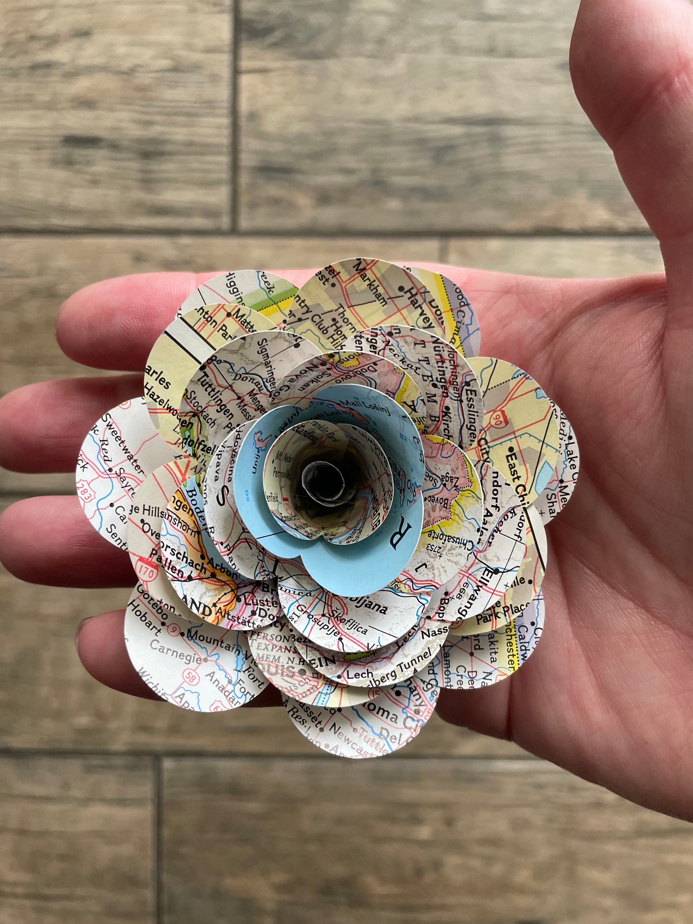 Atlas Map Paper Roses: Unique Floral Arrangement - Etsy