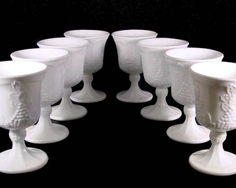 Vintage milk glass | Etsy