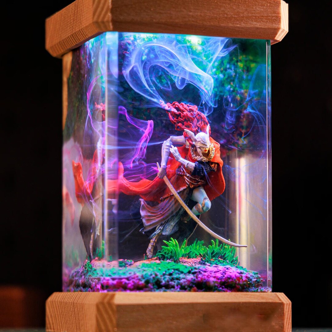 Elden Ring Malenia Resin Diorama Lamp, Blade of Miquella LED Night ...